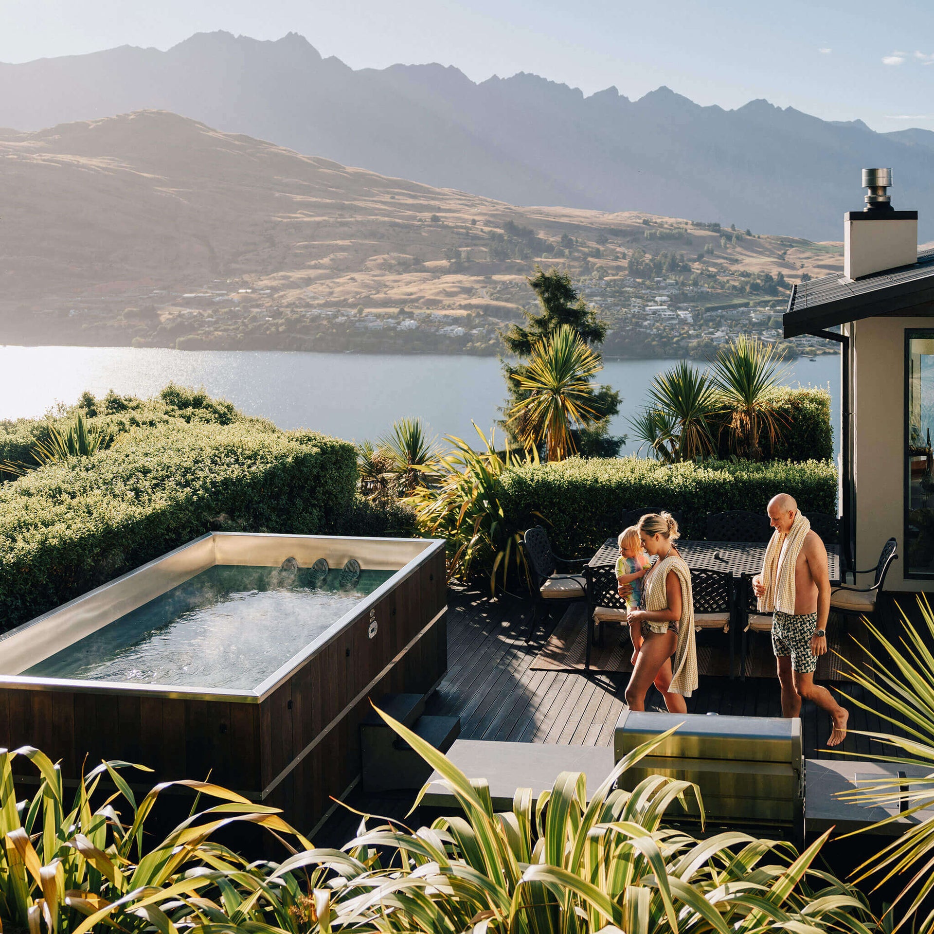 Cedar & Stainless Steel Outdoor Baths – Stoked Stainless Australia